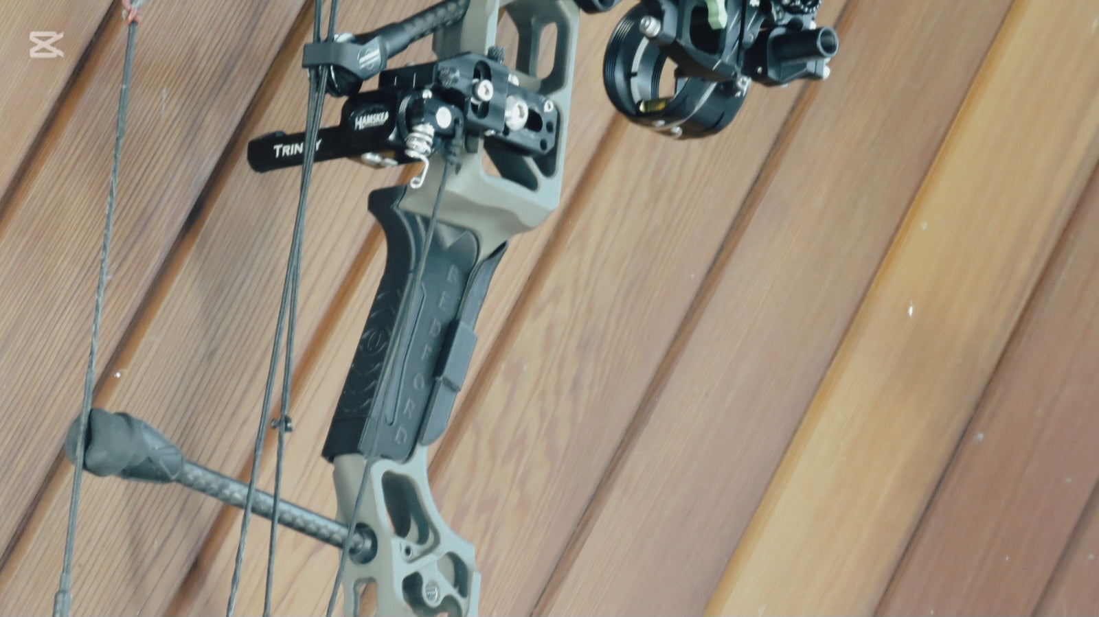 Adjustable Mathews Grip – Bedford Archery